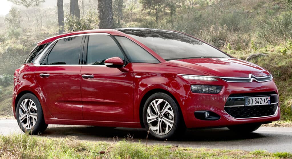 Citroen Grand C4 Picasso vs Renault Grand Scenic - Best Choice